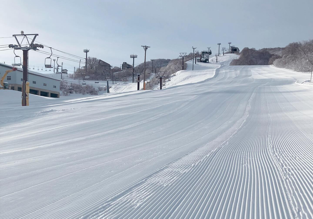 Ishiuchi Ski Resort Ratings, Snow, Lifts