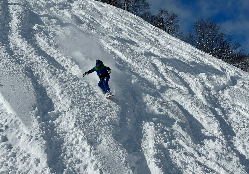 Ishiuchi Ski Resort Ratings, Snow, Lifts