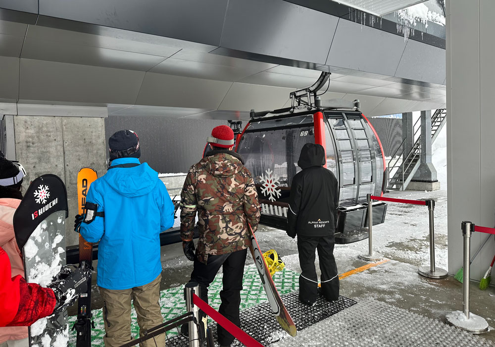 Ishiuchi Ski Resort Ratings, Snow, Lifts