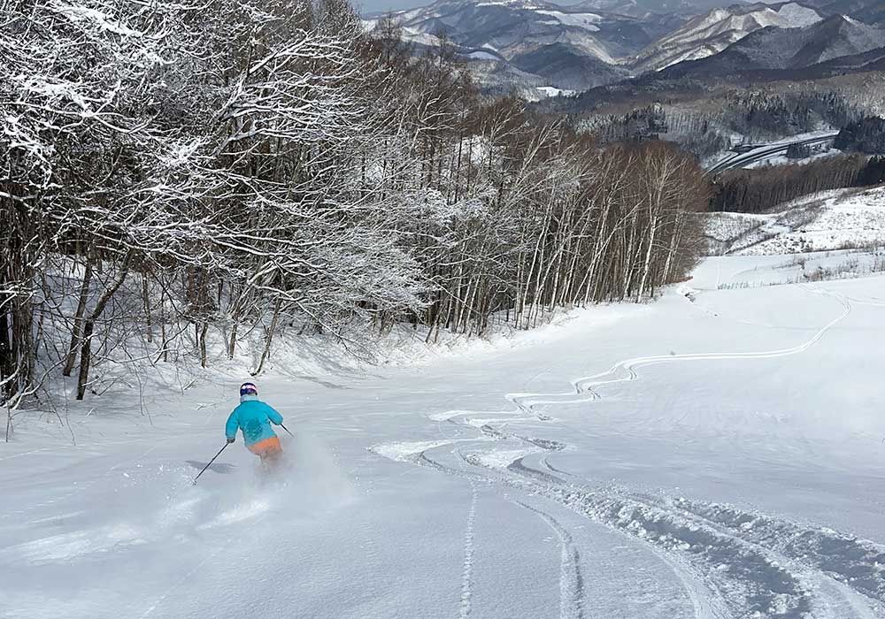 Tayama Ski Area Hachimantai Iwate