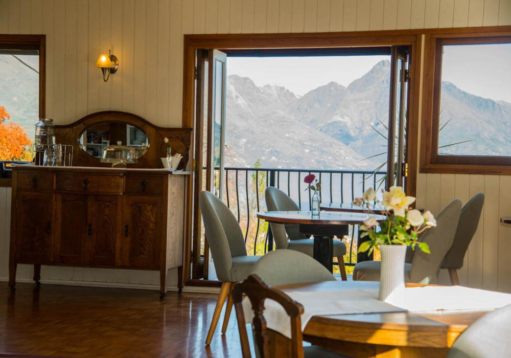 Queenstown House Bed and Breakfast, Apartments