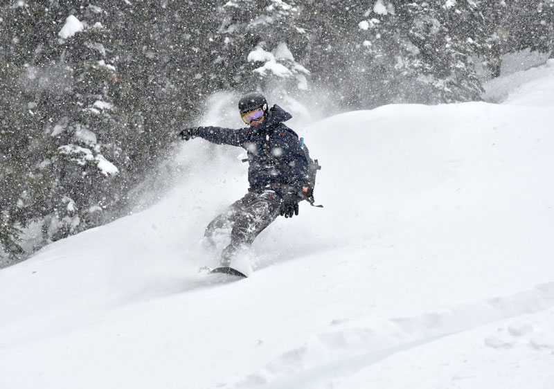 Hosted & Guided Ski Tours Europe | Snowboard Tours Europe