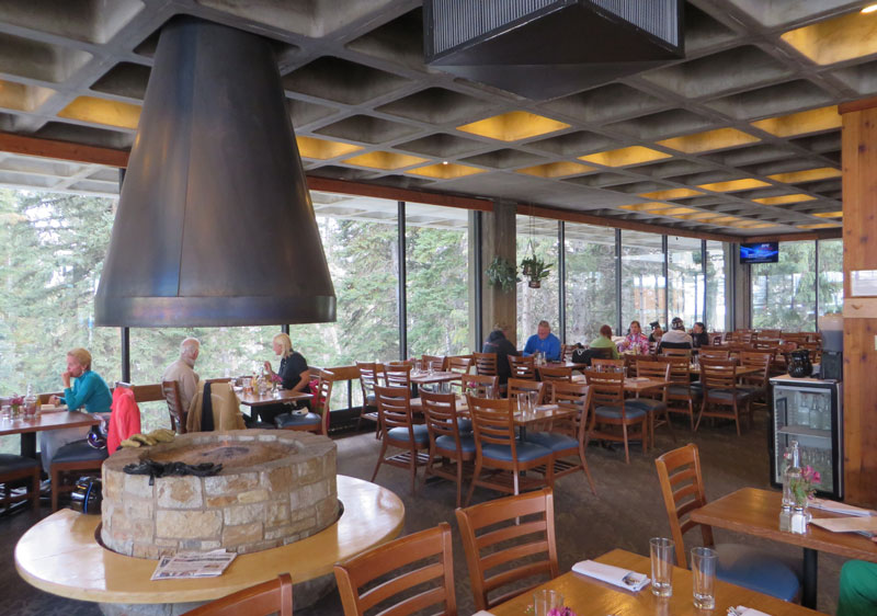 Snowbird Restaurants and Bars, Nightlife